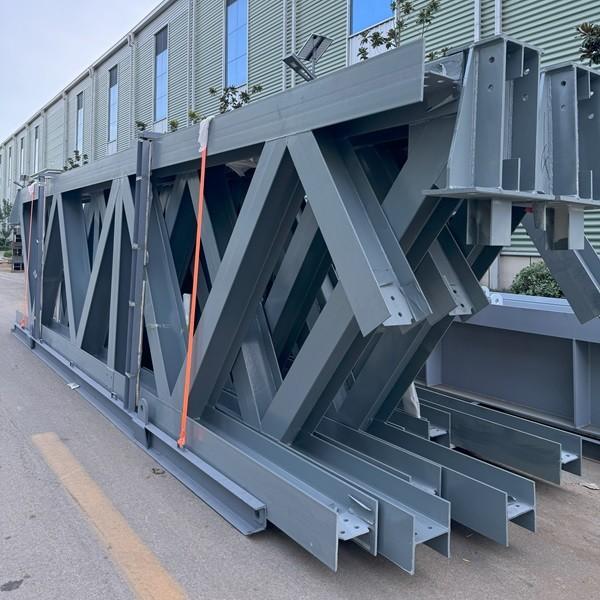 Quality Customized Heavy Duty Steel Truss Structure Fabricated For Bridge for sale
