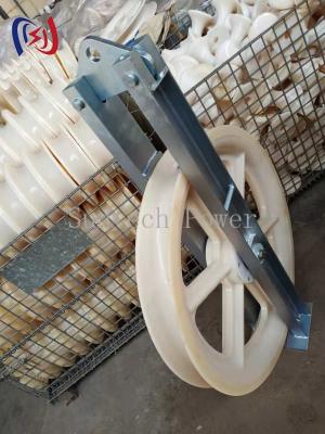 Cina 60KN di alluminio di nylon fasce di pulegge tre fasce di trasmissione blocchi di stringa in vendita