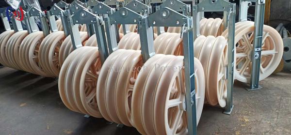 Quality 30KG - 150KG 660 Series Large Diameter Rope Pulley Stringing Block Mc Nylon for sale