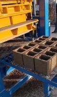 China Solid Hollow Block Concrete Brick Block Making Machine Machinery Color Brick Machine for sale