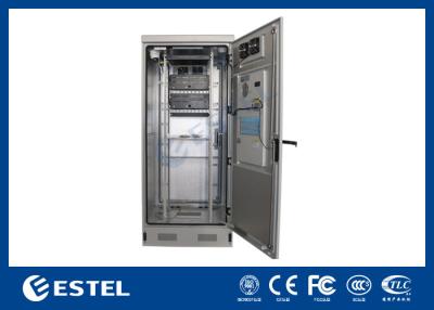 中国 40U IP55 ガルヴァナイズされた鋼のインテリジェントアウトドアキャビネット 1500Wのエアコン 販売のため