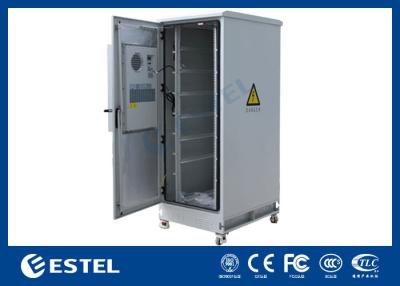 中国 標準 38U 外部データキャビネット DCエアコンと車輪 移動が簡単 販売のため
