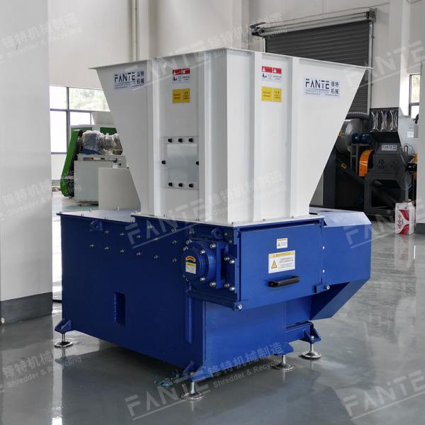 Quality Efficient Mono Shaft Shredder for Processing Nylon Textiles Nets Plastic Blocks for sale