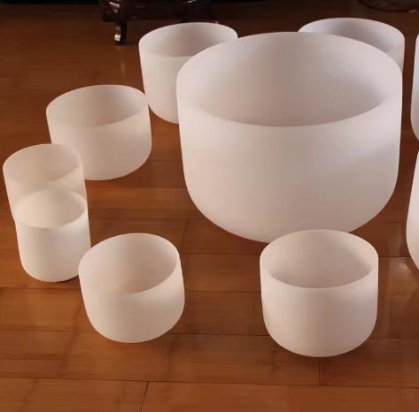 Premium Hand Selected Crystal singing bowls with carrying case and rubber mallet for sound therapy and bath 2