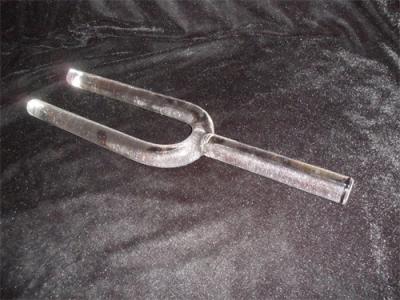 China Clear crystal tuning forks with carrying box and rubber striker for sale