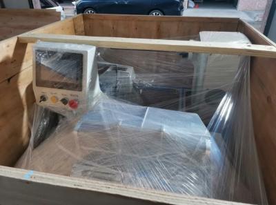 Chine Machine de fermeture de rouleaux de coupe à bobine à double anneau de 520 mm avec crochets à crochets à vendre