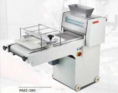 Cina Automatic Toast Bun Moulder Baking Machine Baguette 220v Digital Panel in vendita