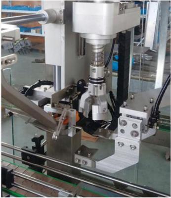 Cina singola tappatrice capa automatica 1800b/H per i medicinali veterinari in vendita