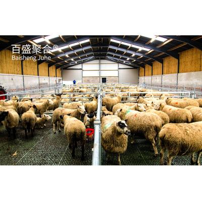 中国 オーダーメイド C.Z 形 鉄チャネル 羊棚と豚屋用のパーリン金属ビル 販売のため