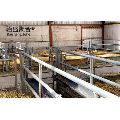 Cina Prefabbricato a prezzi accessibili Edificio in metallo Sheep Goat Farm Shed Casa con disegno PKPM in vendita