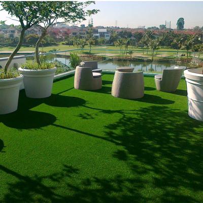 Cina erba artificiale d'abbellimento sintetica 12600s/m2 50mm per il giardino in vendita