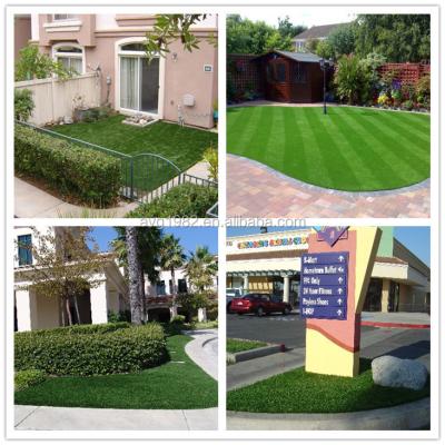 Cina Il pavimento dell'erba per l'erba 35MM artificiali del paesaggio del giardino ha colorato l'erba artificiale in vendita