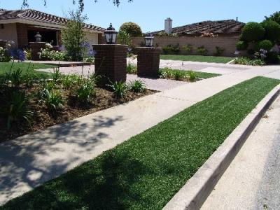 Cina Il pavimento dell'erba per l'erba 35MM artificiali del paesaggio del giardino ha colorato l'erba artificiale in vendita