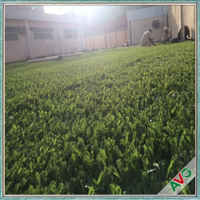 Cina Erba artificiale del pe del giardino dell'erba del paesaggio 40MM Gazon Artificiel in vendita