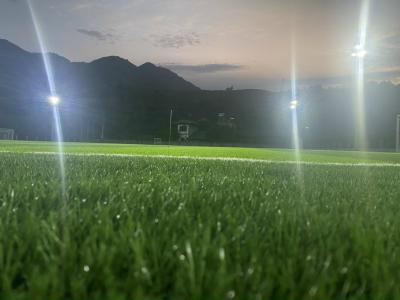 China do futebol artificial do relvado da grama da altura de 55mm desgaste sintético da grama - resistente à venda