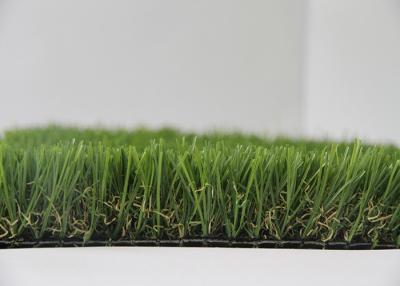 Cina La C modella l'erba artificiale d'abbellimento all'aperto di falsificazione del tappeto erboso con l'aspetto naturale in vendita