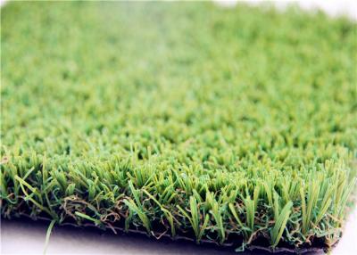 Cina Erba falsa verde per il giardino, erba sintetica di 15MM del tappeto erboso artificiale del giardino in vendita