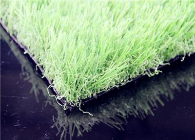 Cina l'erba artificiale di sguardo reale durevole del giardino di 55mm tappezza l'alta elasticità in vendita