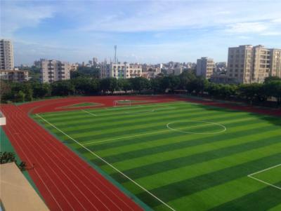 Cina Campo/prati inglesi falsi erba di Olive Green Playground Artificial Turf Anti-UV in vendita
