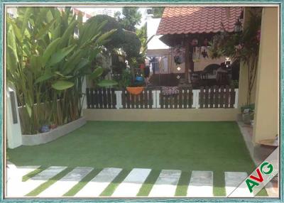 Cina Forma diritta di Olive Garden Artificial Grass Double Wave del campo in vendita