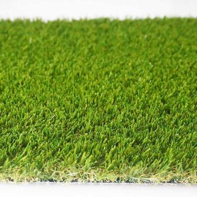 Cina tappeto verde all'aperto sintetico del tappeto erboso di Cesped di falsificazione artificiale dell'erba del giardino di 35mm in vendita