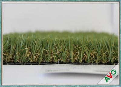 Cina Pienezza Emerald Green Artificial Grass Turf di superficie per l'abbellimento all'aperto/giardino in vendita