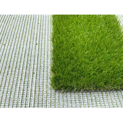Cina Il sintetico artificiale molle sembrante naturale dell'erba della decorazione ha curvato il cavo per il giardino in vendita