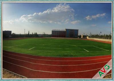 China Cor forte da grama artificial proeminente do futebol - largura do rolo da rapidez 5m à venda