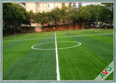 Cina Tappeto erboso artificiale di calcio di resistenza all'abrasione, erba sintetica per i campi di calcio in vendita