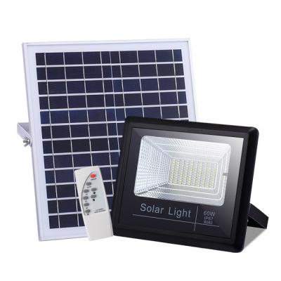 Cina Luminosità alimentata solare all'aperto 40W 60W 100W 200Watt della luce di inondazione del LED alta in vendita