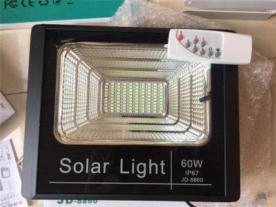 Cina Luminosità alimentata solare all'aperto 40W 60W 100W 200Watt della luce di inondazione del LED alta in vendita