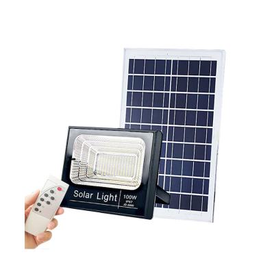 China Op zwaar werk berekende Zonne Aangedreven LEIDEN Vloedlicht, 5000 Lumenschemer aan Dawn Flood Lights Te koop
