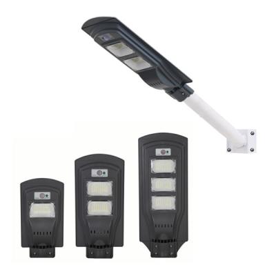 Cina Alto potere tutto in un'iluminazione pubblica solare del LED con il pannello integrato 20W 40W 60W in vendita