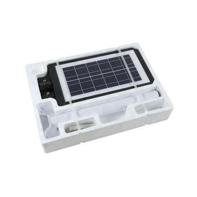 China 30w impermeável todo em uma luz de rua solar com função de controle remoto inteligente à venda