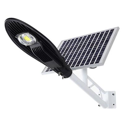 Cina Ip65 all'aperto tutti in un'iluminazione pubblica solare/20W 40W 90W 60W integrata ha condotto la lampada di via solare in vendita