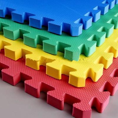 Cina Collegamento all'aperto delle stuoie del gioco dei bambini della stuoia ammortizzatrice flessibile del gioco in vendita