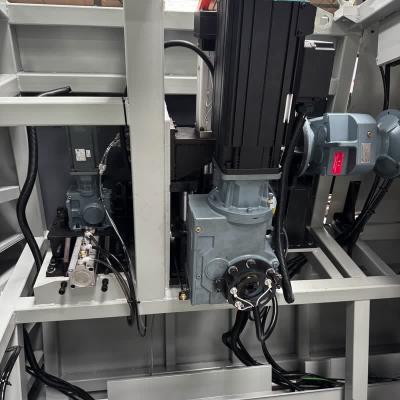 中国 機械に多供給をする16mm CNCの鐙がねのベンダーの自動鐙がね 販売のため