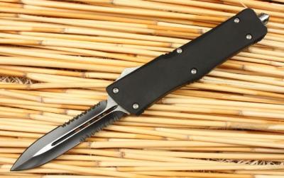 China Microtech knife A16 double blade half serrated for sale