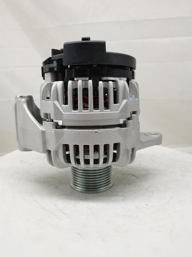 新しいオランダG140エンジンの交流発電機