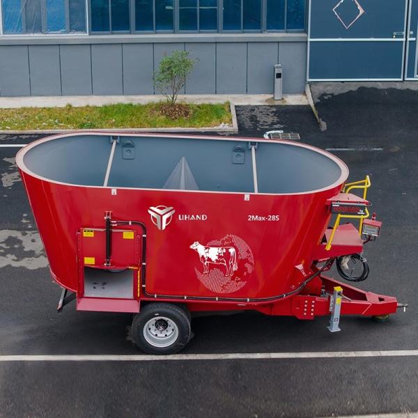 Quality 28m³ Twin Auger TMR Vertical Mixer For Large Scale Livestock Ranches for sale