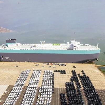 China Fret RORO/OOG provenant d'un agent de fret chinois pour camions à décharges et bétonniers et tracteurs for sale