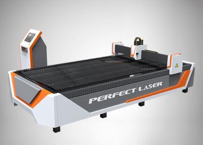 China Máquina de corte de plasma CNC de aço inoxidável de aço carbono à venda