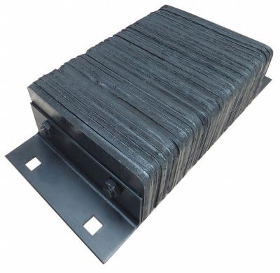 China Amortecedor de borracha retangular laminado horizontal da doca de carregamento dos amortecedores de borracha da doca for sale