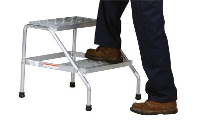 Cina scala a libretto di alluminio leggera 2 dello scalino di alluminio di punto 500lbs 2 in vendita