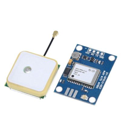 中国 NEO-6M GPS モジュール APM MWC フライトコントローラ PX4 Pixhawk V24.5 APM2.56 APM1.65 -3.6V 販売のため