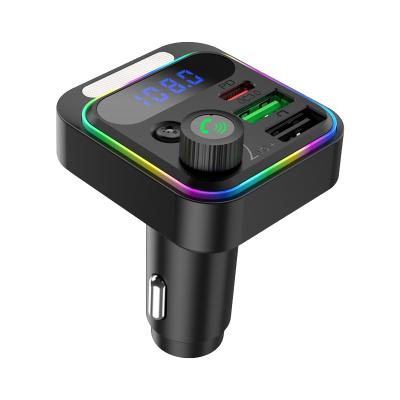 Cina Automobile portatile BT Wireless Music Player Fast Charging FM Transmitter QC3.0 Car Phone Charger Port USB PD20W Telefono cellulare in vendita