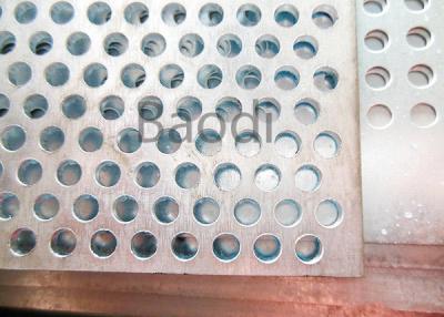 Cina Foro rotondo dei pannelli perforati del metallo del acciaio al carbonio, piatto perforato dell'acciaio inossidabile in vendita