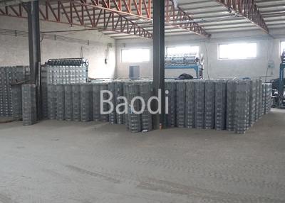 China Carbon Iron Woven Wire Fencing Rolls Corrosion And Rust Resistance for sale