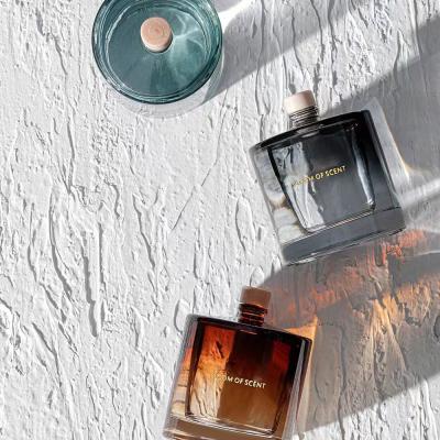 Cina Fragranza quadrata Reed Diffuser With Gift Box del profumo della stanza della bottiglia del cilindro in vendita