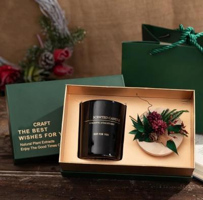 China Preserved Flower Wax Wooden Lid Christmas Scented Candle Gift Box Black Green for sale